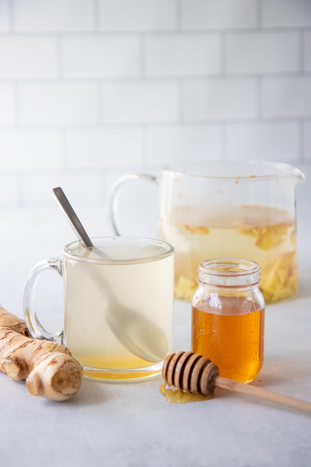 How To Make Ginger Tea With Fresh Ginger (+ 2 Other Options)