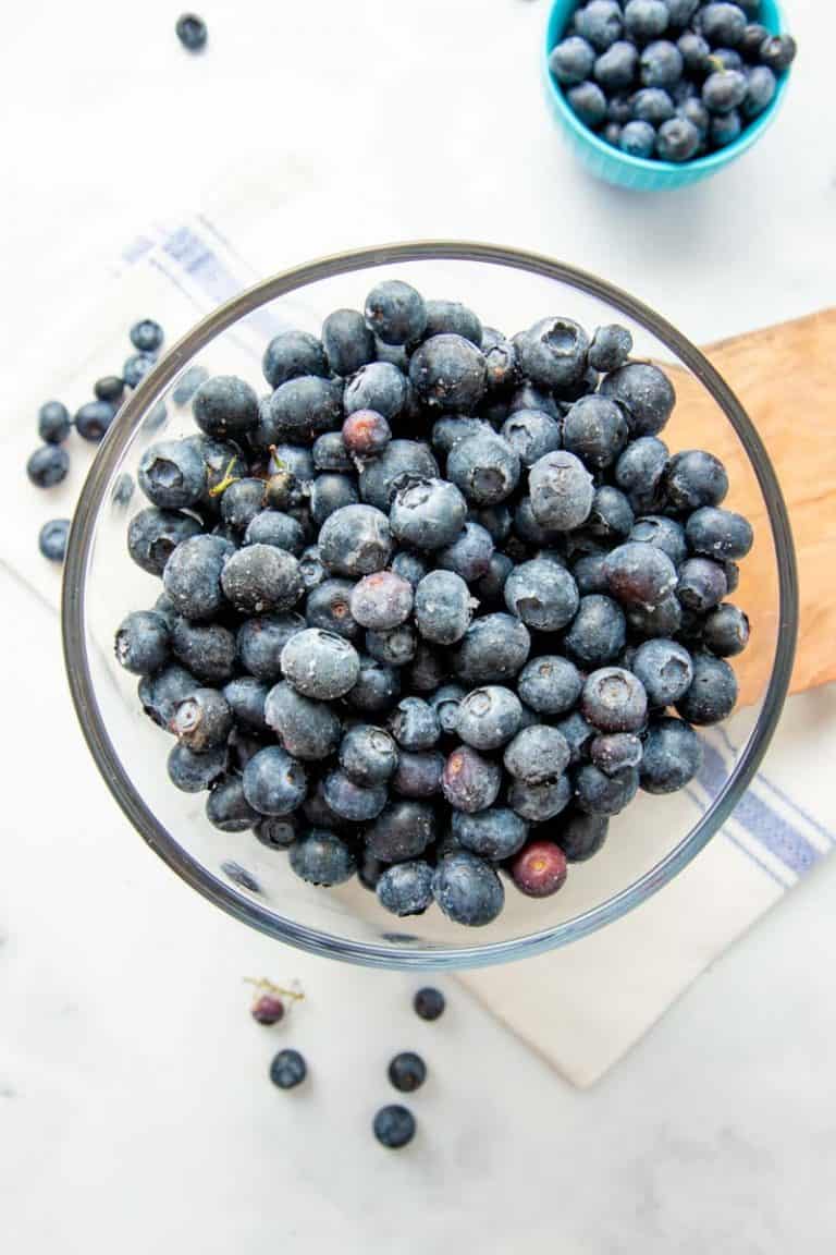 How to Freeze Blueberries and How to Use Them | Wholefully