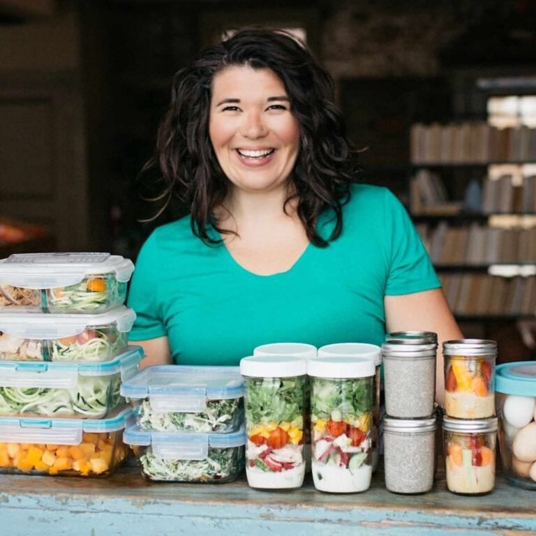 How and Why to Neti Pot (Plus DIY Neti Pot Solution Recipe) | Wholefully